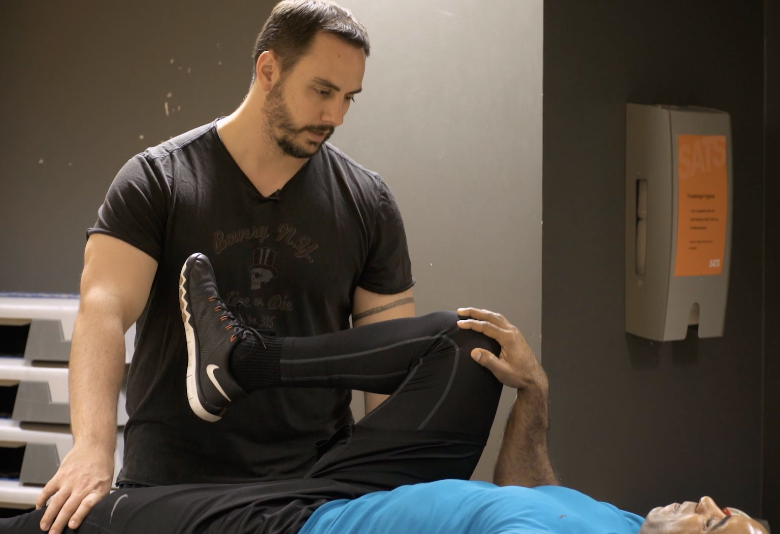 Shoulder Strategies and Hip Helpers: Part 2 - EricCressey.com