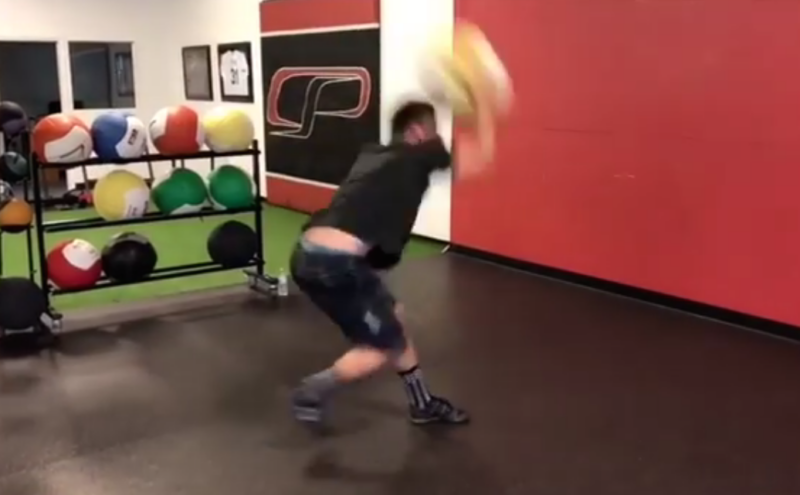 Exercise of the Week: Knee to Knee Rollover Medicine Ball Stomps ...